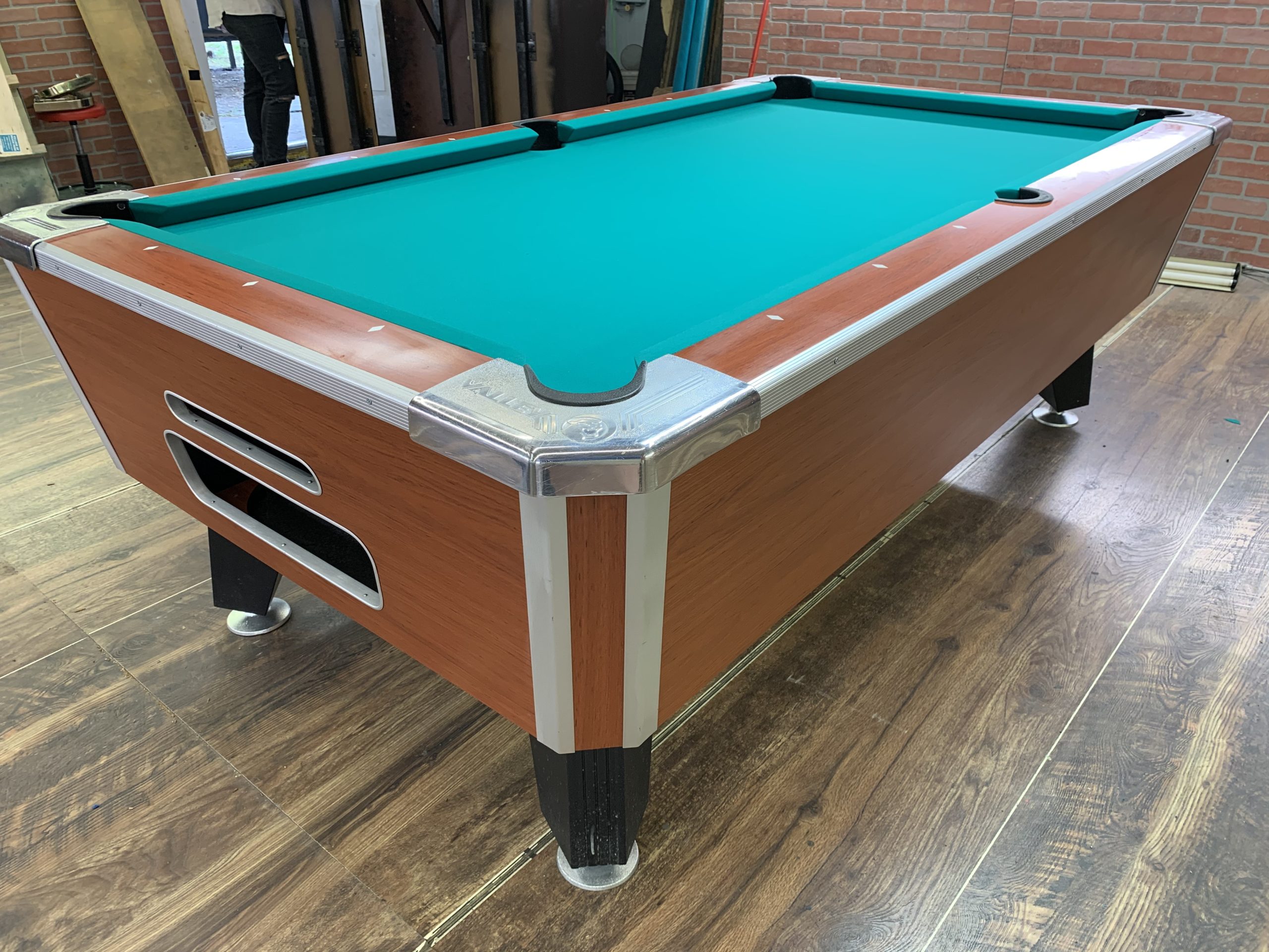 7 Valley Orange Brown New Style Used Coin Operated Pool Table Used 7 Valley Orange Brown New Style Used Coin Operated Pool Table Used